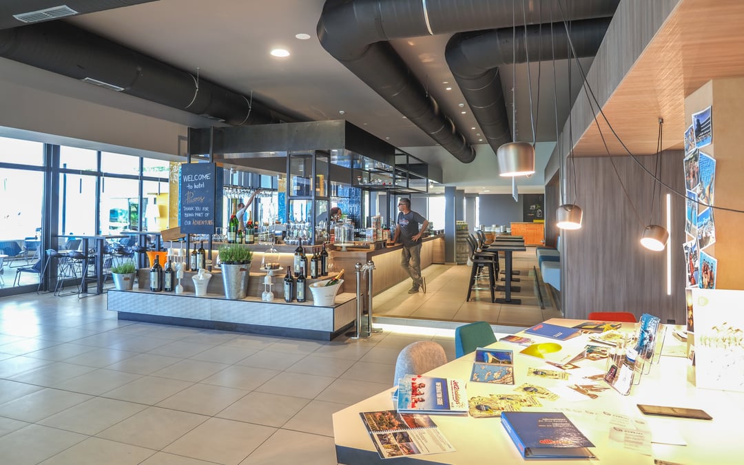 Lobby Bar Pharos | Restaurants | Suncani Hvar